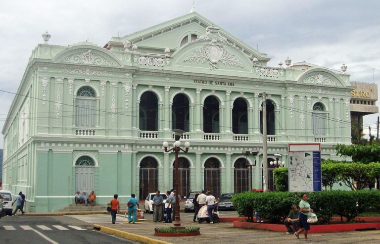 Famous buildings in El Salvador. El Salvador Architecture